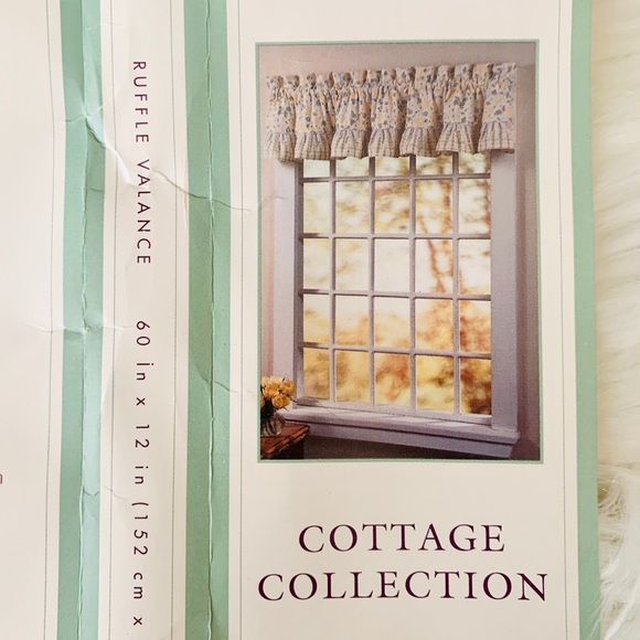 Waverly | Accents | Nwt 2 Waverly Garden Room Window Ruffle Valance ...